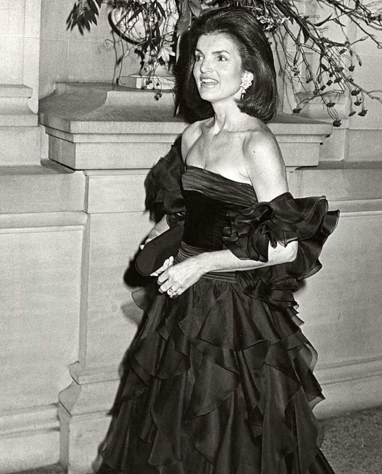 30 Jackie O.'s Most Iconic Style Moments (With Pics) - Kate Knows