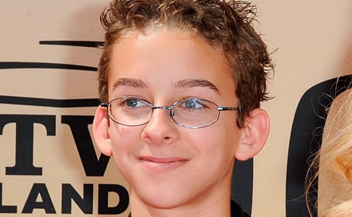 30 Child Stars That Were Lost Too Soon - Kate Knows