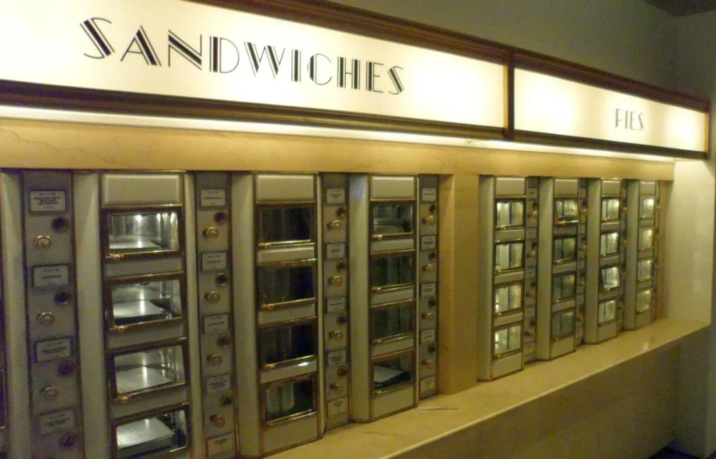 30 Beloved Restaurants That Have Sadly Disappeared - Kate Knows