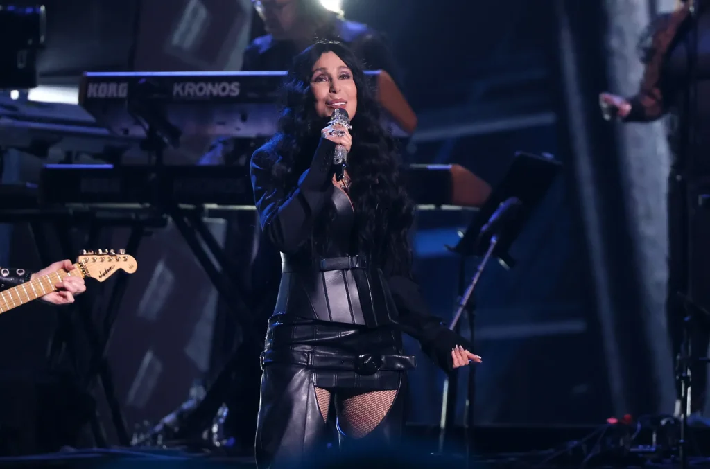 27 Singers from the ’70s Who Are Still Performing Today - Kate Knows