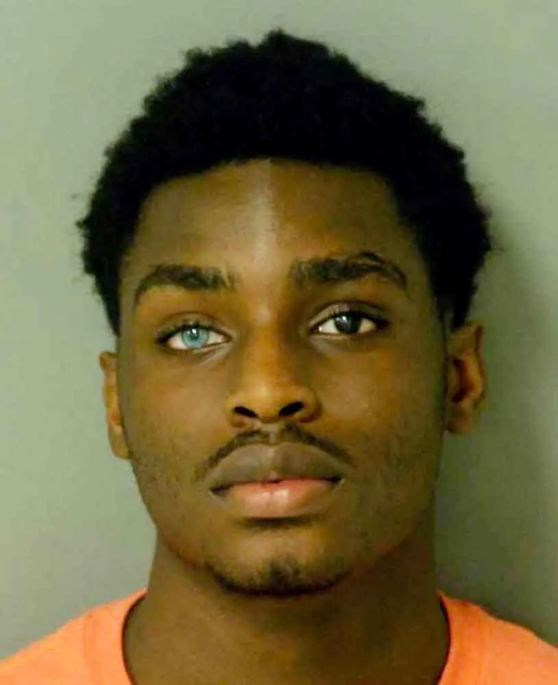 30 Random mugshots that went viral for their good looks - Kate Knows