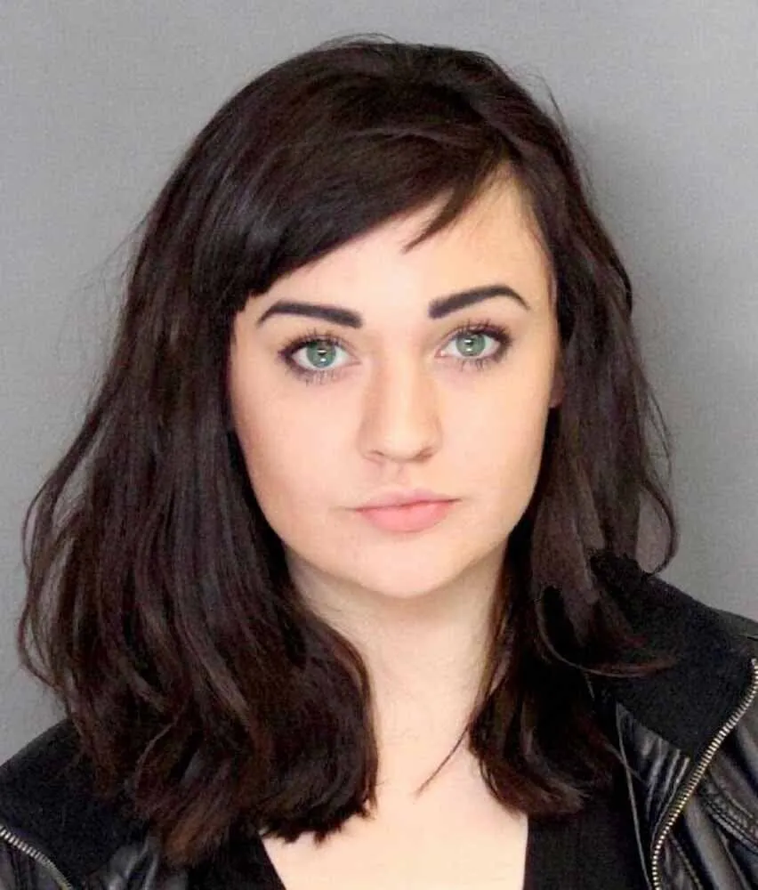 30 Random mugshots that went viral for their good looks - Kate Knows