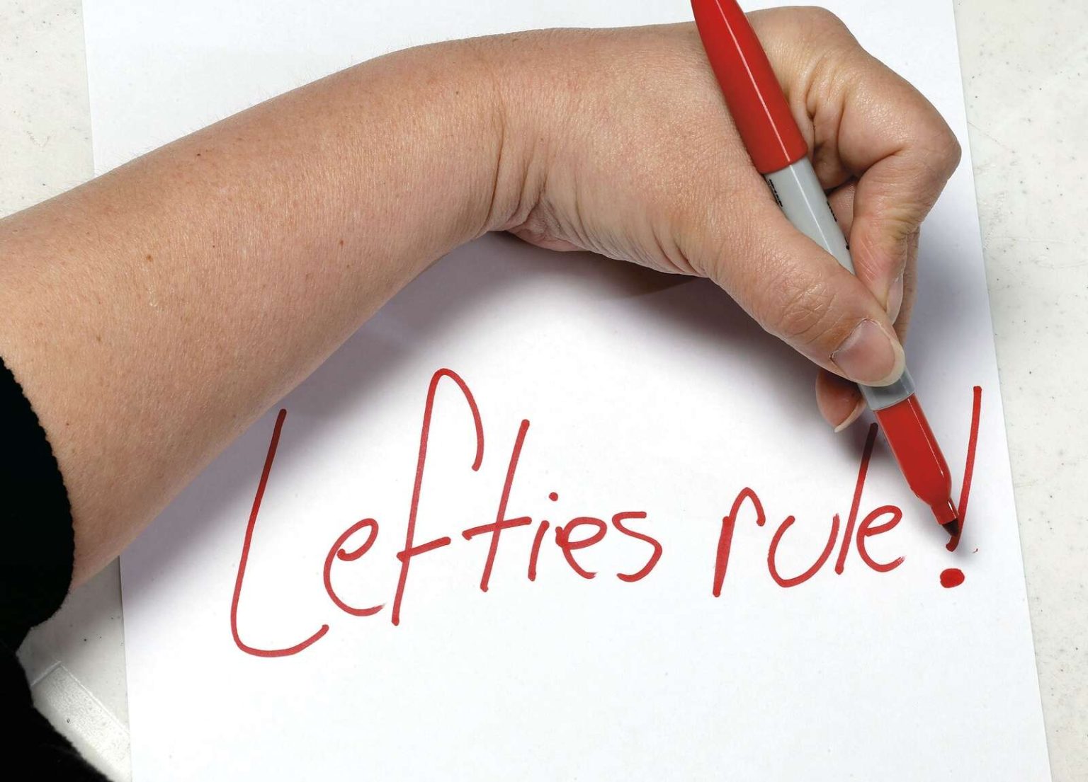 30 Interesting Facts About Left Handed People - Kate Knows