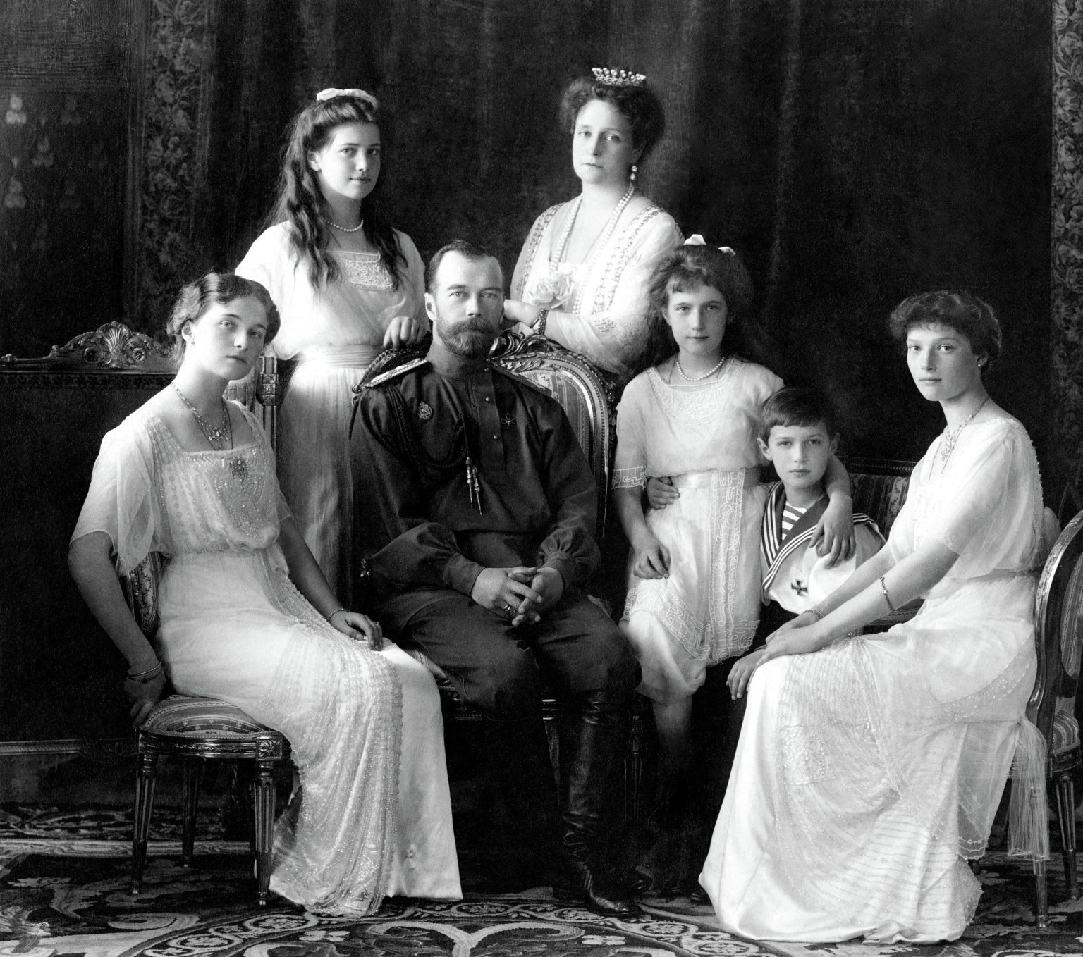 30 Famous Historical Families That No Longer Exist - Kate Knows