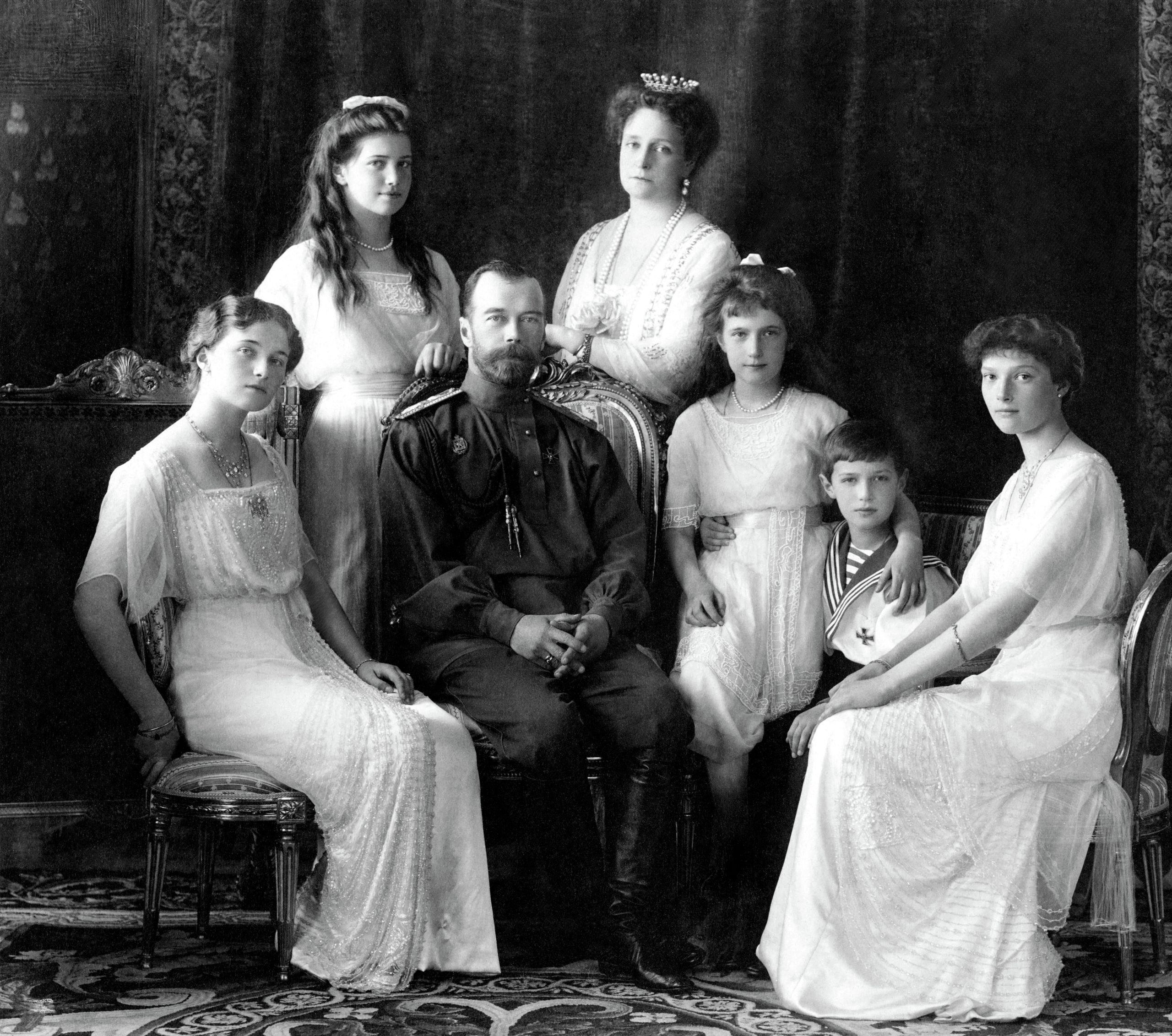 30 Famous Historical Families That No Longer Exist - Kate Knows