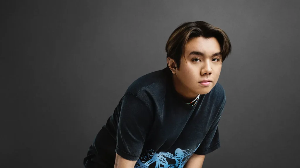 20 International Singers You’ll Wish You Discovered Sooner - Kate Knows