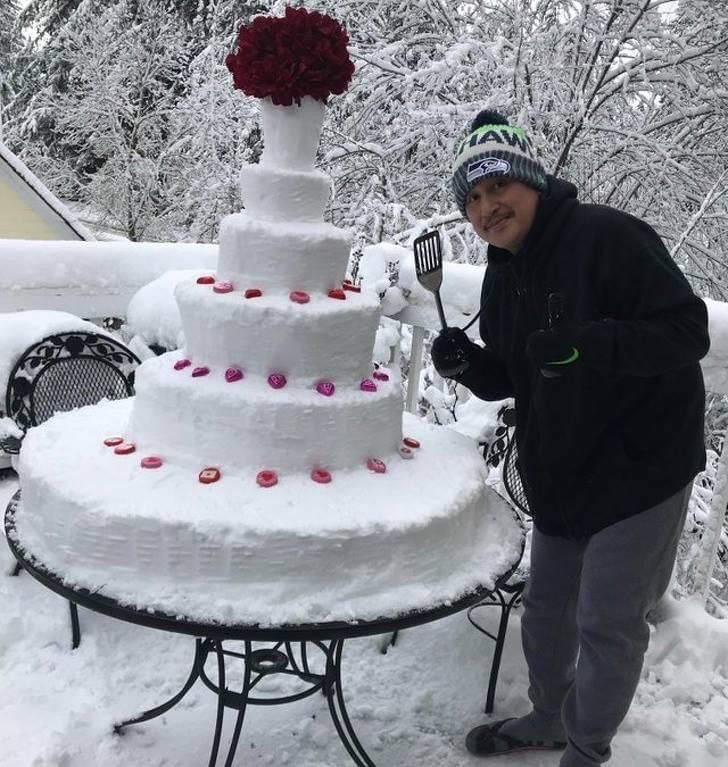 30 Funny Snow Photos That Prove Winter Has a Sense of Humor - Kate Knows