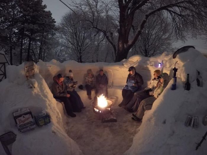 30 Funny Snow Photos That Prove Winter Has a Sense of Humor - Kate Knows