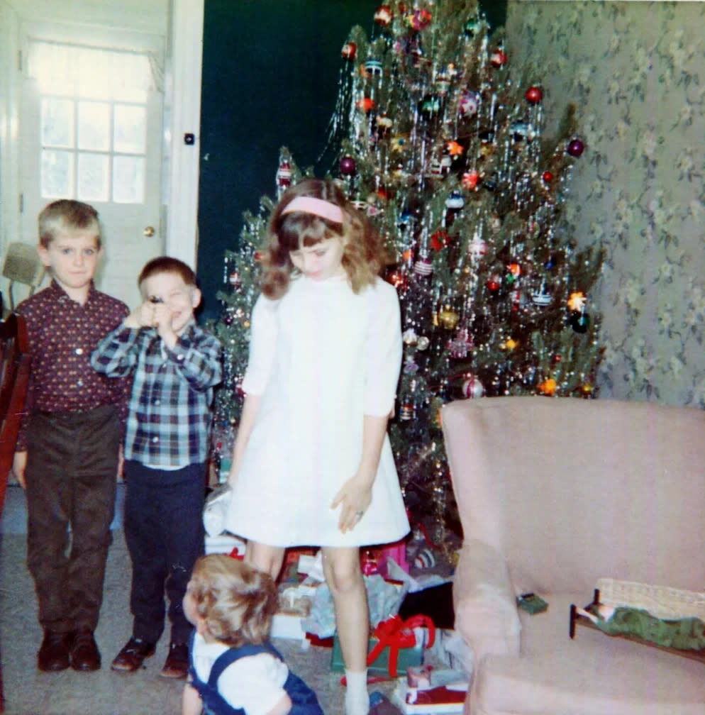 25 Photos That Show What Life Was Like In 1966 - Kate Knows