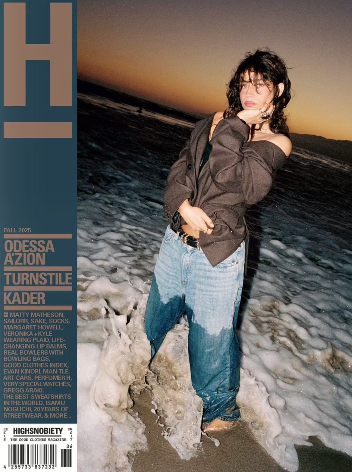 24 photos that highlight Odessa A’zion’s striking beauty - Kate Knows