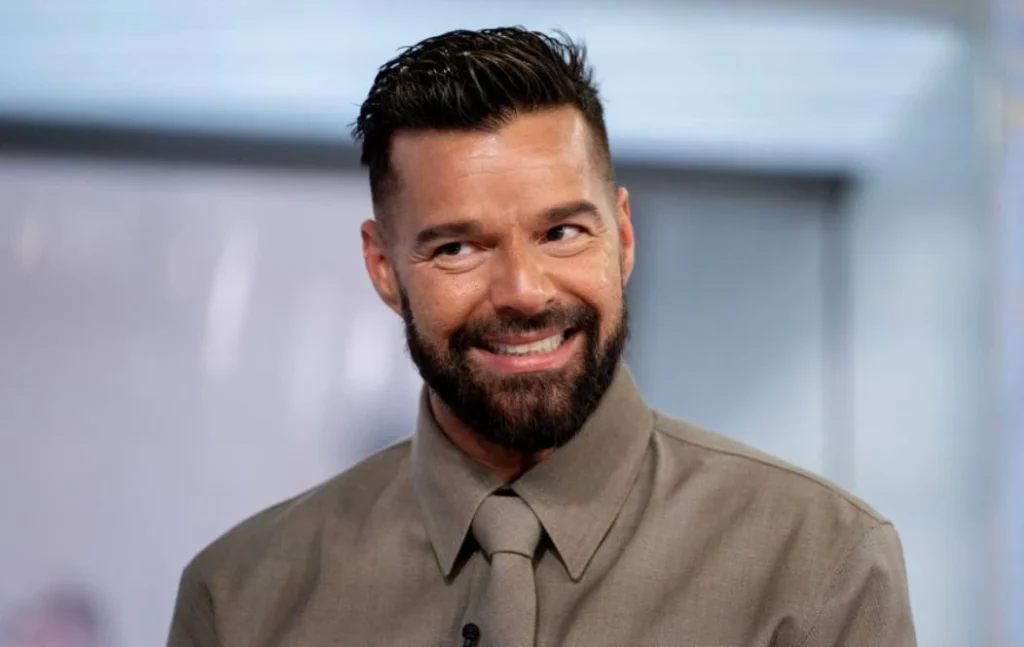30 Bilingual Stars Who Speak Spanish Fluently - Kate Knows