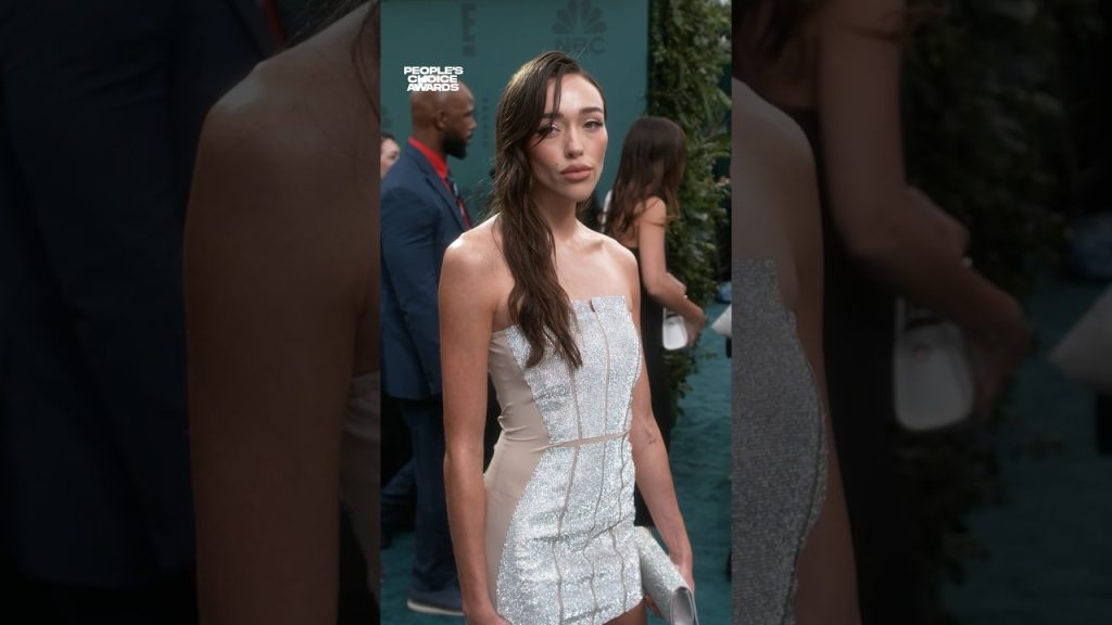 15 Most Laughable Red Carpet Glambots - Kate Knows